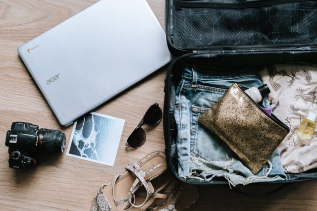 A Weekend Trip Packing List: What To Pack For A Weekend Trip