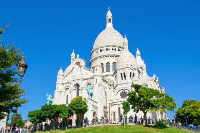 French Landmarks: 27 Most Famous Landmarks In France You Need To Visit