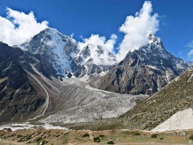 Asian Landmarks: 20 Most Famous Landmarks In Asia You Should Visit
