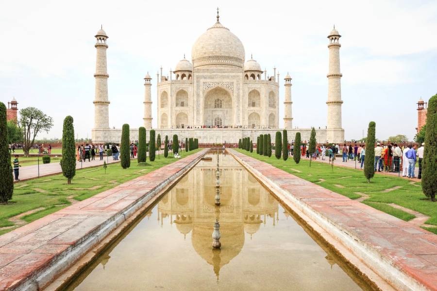 10 Most Famous Landmarks In Asia That Should Be On Your Bucket List 10 Most Famous Landmarks In Asia That Should Be On Your Bucket List
