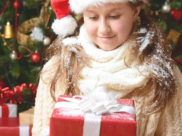 32 Best Christmas Eve Box Ideas For Teenagers That Will Make The ...