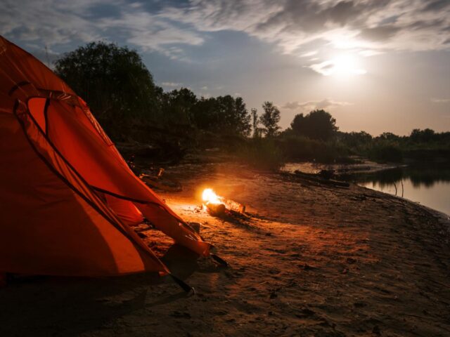 34 Fun Things To Do While Camping At Night - The Adventurous Feet