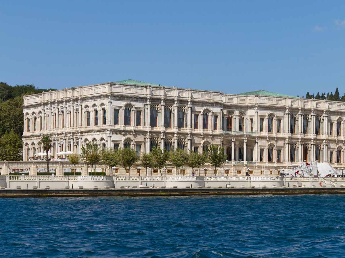 12 Most Beautiful Palaces In Istanbul, Turkey - The Adventurous Feet