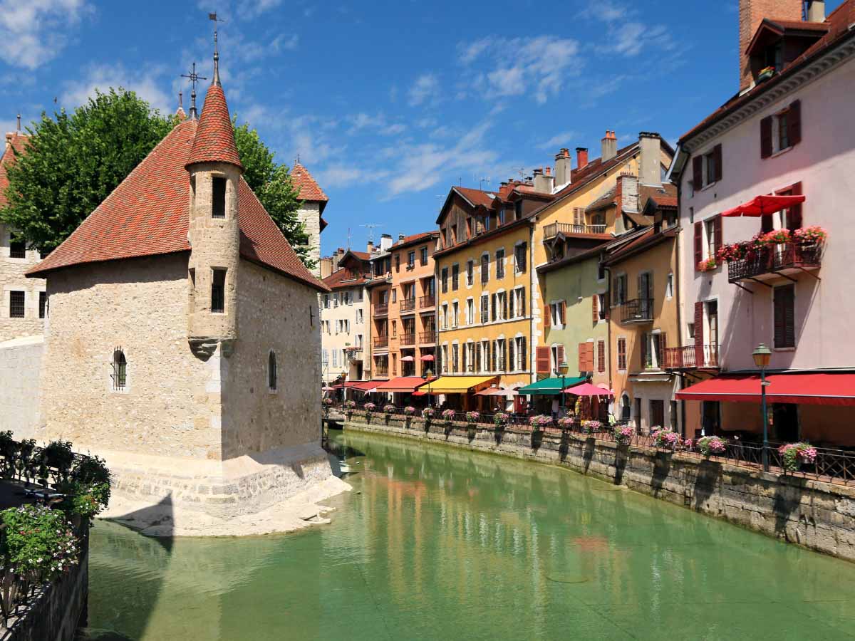 17 Best Places To Visit In France In The Fall - The Adventurous Feet