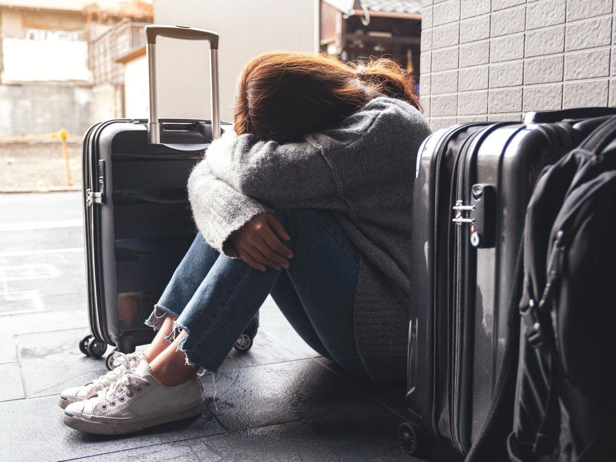 24 Main Disadvantages Of Traveling Abroad - The Adventurous Feet
